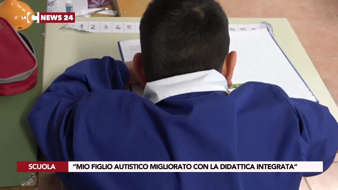 “Mio figlio autistico migliorato con la didattica integrata” · Video ...